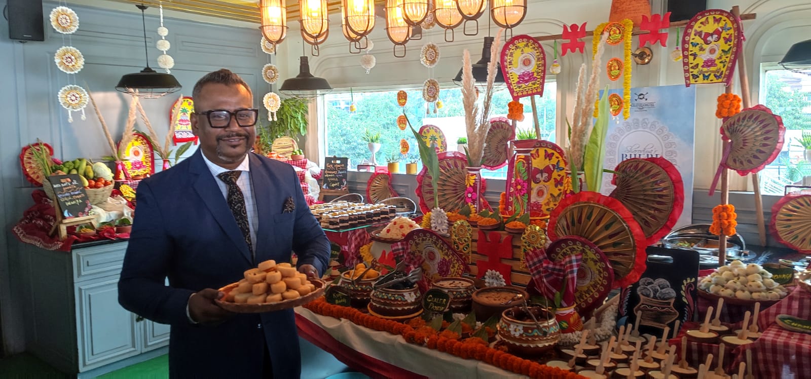 Polo Floatel to Serve Traditional & Authentic Bengali Cuisine in their ...