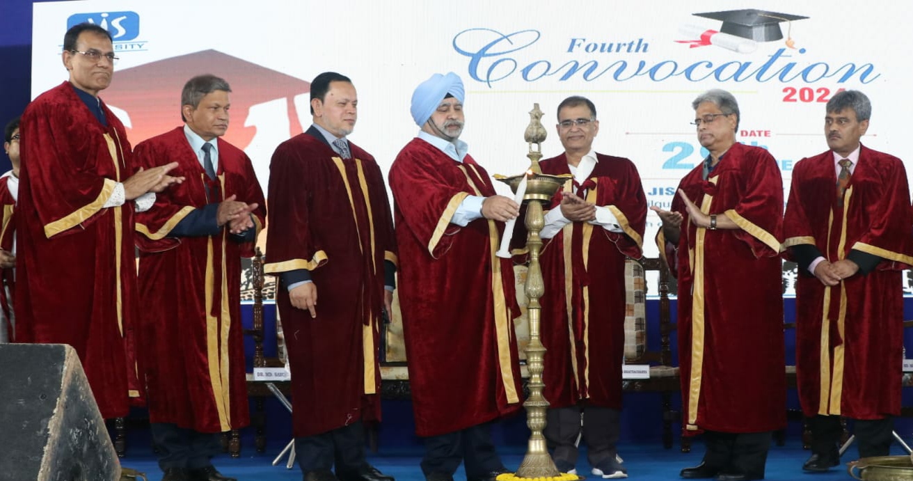 JIS University Hosts Its 4th Convocation - Voice of Kolkata